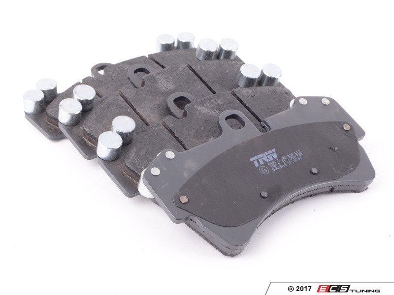 TRW - 7L0698151E - Low-Metallic Front Brake Pad Set