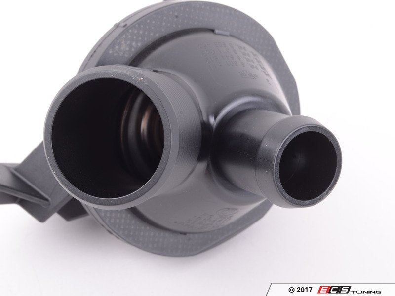 Genuine BMW - 11538635689 - Thermostat With Housing (11-53-8-635-689)