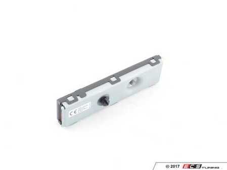 Genuine Mercedes Benz - 2139056800 - ANTENNA AMPLIFIER