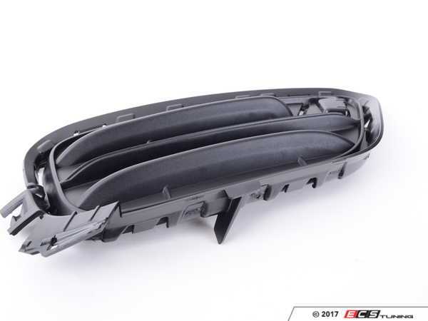 Genuine BMW - 51117347946 - GRID LATERAL RIGHT (51-11-7-347-946)