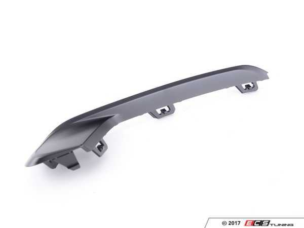 Genuine BMW - 51117413922 - CLIP, PRIMERED, RIGHT (51-11-7-413-922)