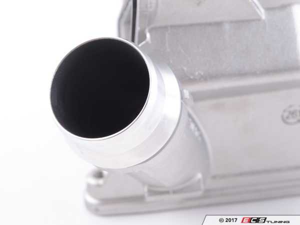 Genuine BMW - 11428683206 - Oil Filter Housing - With Cap (11-42-8-683-206)