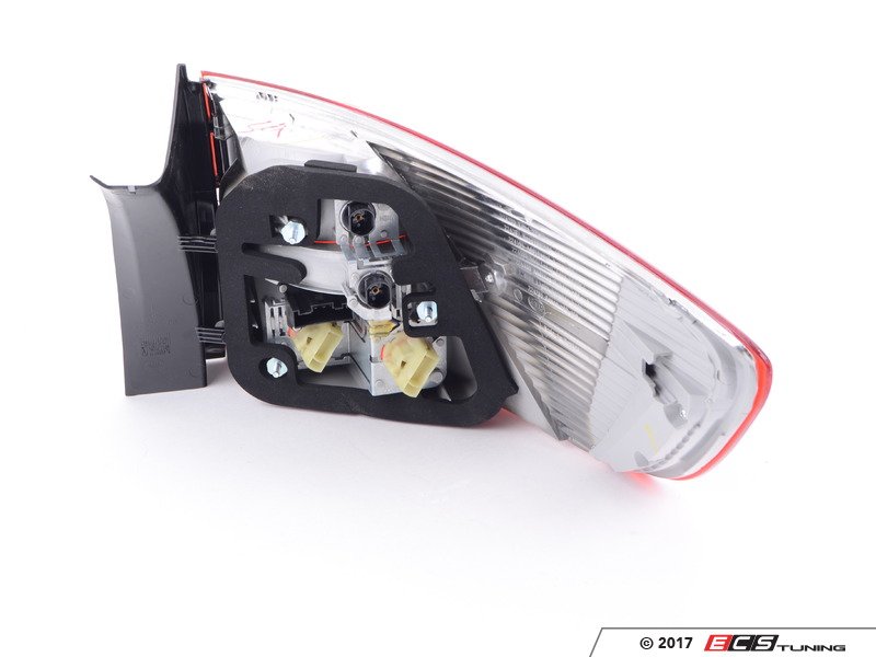 Genuine BMW - 63217179985 - REAR LIGHT IN THE SI (63-21-7-179-985)