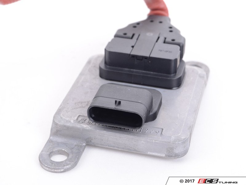 Genuine BMW - 13628589844 - Oxygen Sensor/Lambda Probe (13-62-8-589-844)