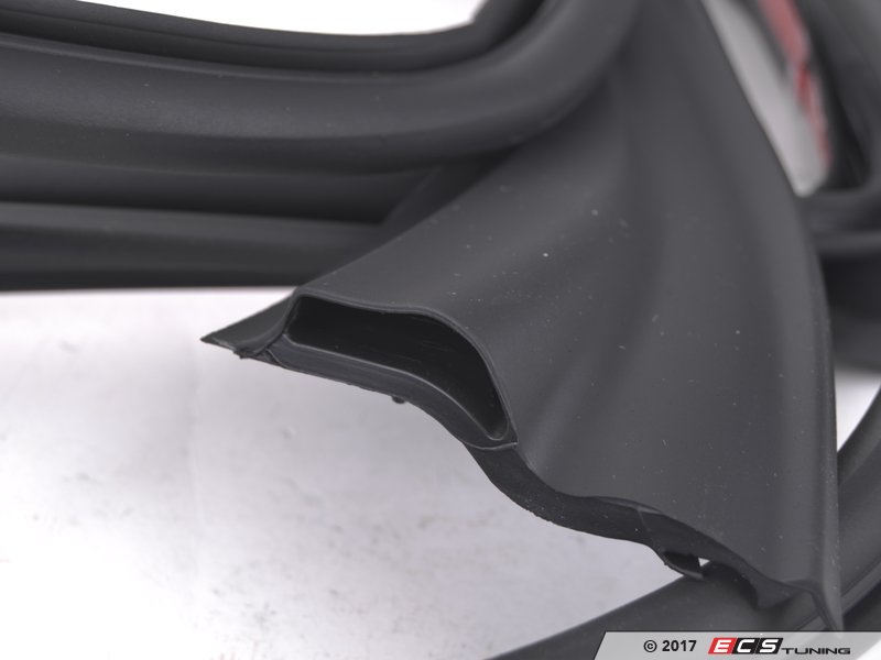 Genuine Volkswagen Audi - 4L0837911 - Front Outer Door Seal - Left (4L0 ...