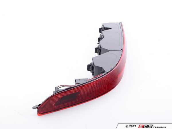 Genuine Volkswagen Audi - 4M0945095A - Lower Tail Light - Left (4M0 945 ...
