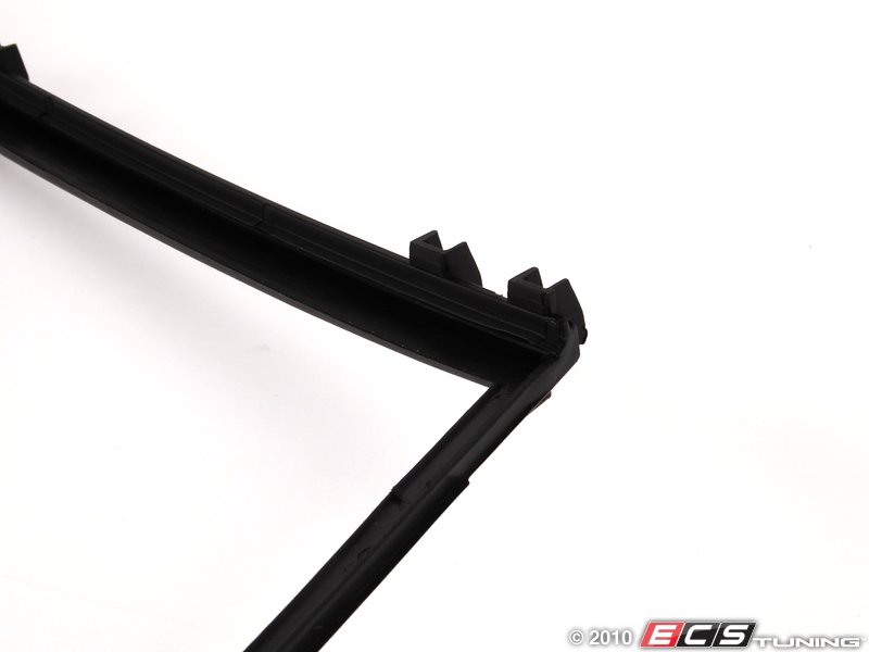 Genuine BMW - 51348190649 - Rear door quarter window frame - Left (51 ...