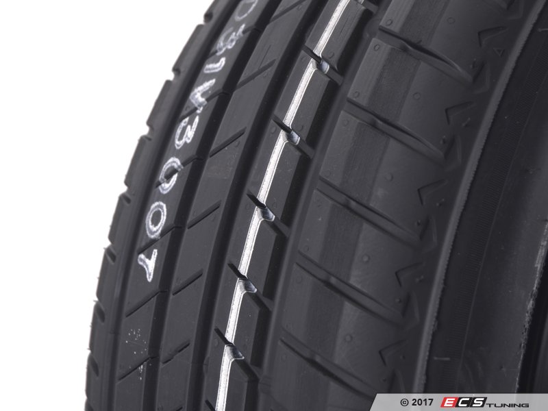 Genuine BMW - 36115A19D96 - Style 695 Y Spoke Wheel Set (36-11-5-A19-D96)