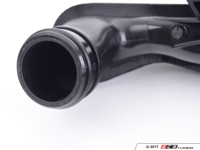 URO - 11537534521 - Thermostat Housing W/ Thermostat Kit - Priced As Kit