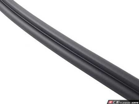 Genuine Mercedes Benz - 2047500298 - SEAL