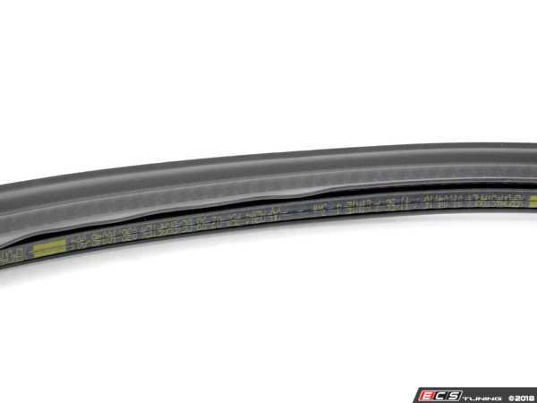 Genuine Mercedes Benz - 2047500298 - SEAL