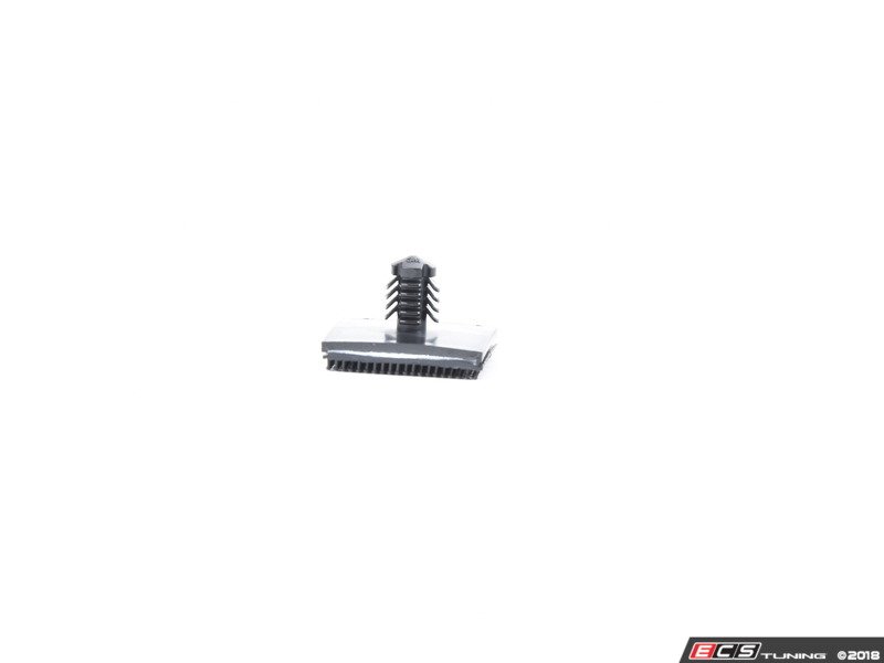 Genuine Mercedes Benz - 4639880178 - CLIP