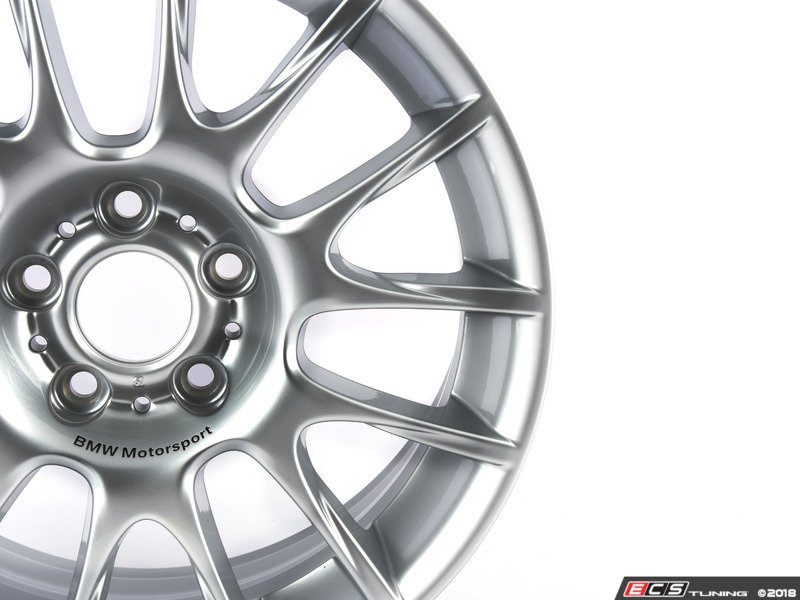 Genuine BMW - 36116779372 - ALLOY RIM (36-11-6-779-372)