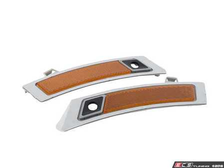 Genuine BMW - 63147274434 - E70 X5 Side Marker Light Set in Bumper ...