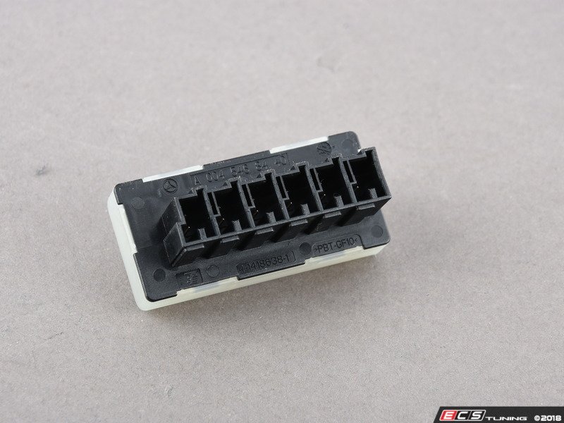 Genuine Mercedes Benz - 0045468440 - DISTRIBUTOR