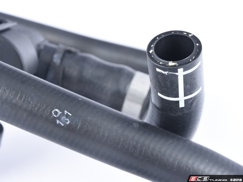 Genuine Volkswagen Audi - 7P0122049H - Coolant Hose (7P0 122 049 H)