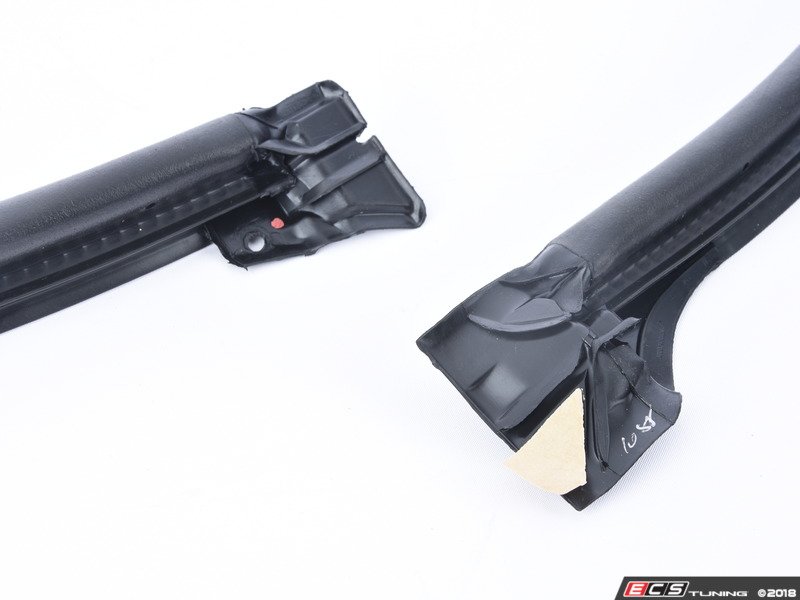 Genuine Mercedes Benz - 9067470130 - SEAL