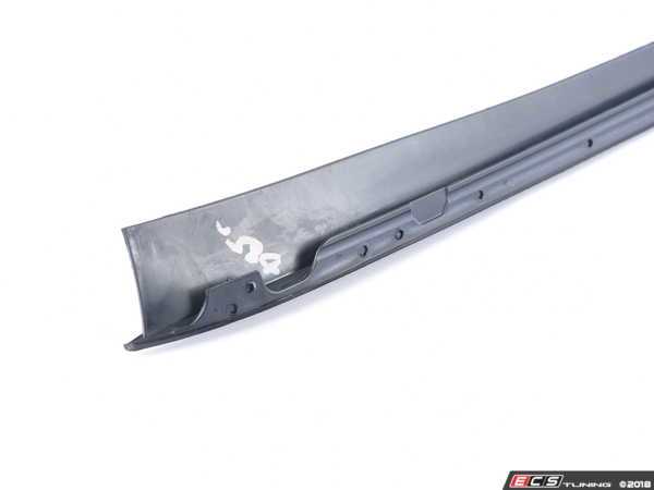 Genuine Volkswagen Audi - 5G0854328B5AP - Windshield Trim - Right (5G0 ...