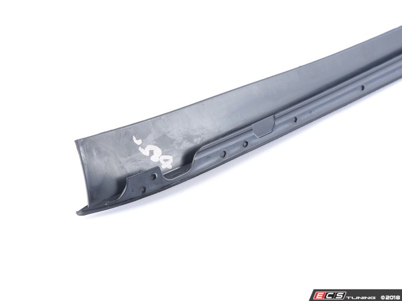 Genuine Volkswagen Audi - 5G0854328B5AP - Windshield Trim - Right (5G0 ...