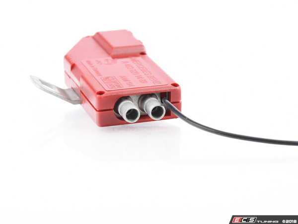 Genuine Mercedes Benz - 4638200489 - AMPLIFIER