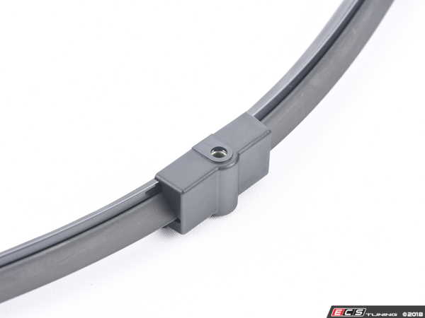 Valeo - 2128201745 - Wiper Blade - Priced Each