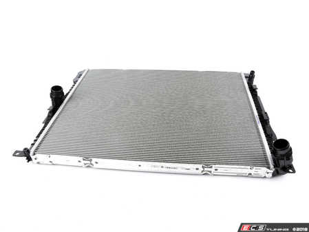 Genuine BMW - 17118482623 - Radiator (17-11-8-482-623)