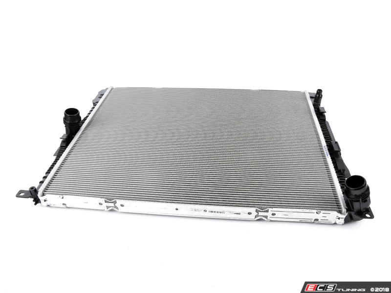 Genuine BMW - 17118482623 - Radiator (17-11-8-482-623)
