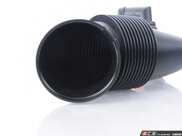 Genuine BMW - 13717638568 - Intake Boot - right (13-71-7-638-568)
