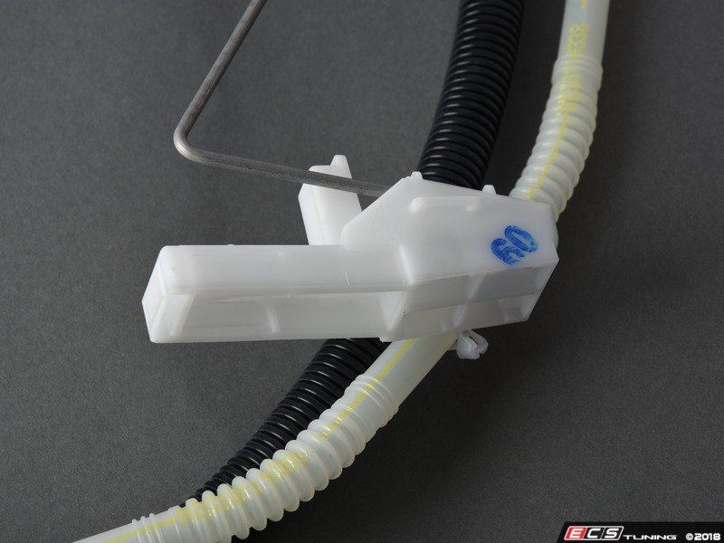 Genuine Porsche - 95562023100 - VENTURI TUBE LEFT FU