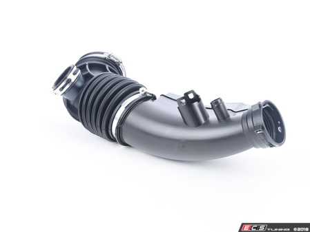 Genuine BMW - 13718663614 - FILTERED AIR PIPE (13-71-8-663-614)