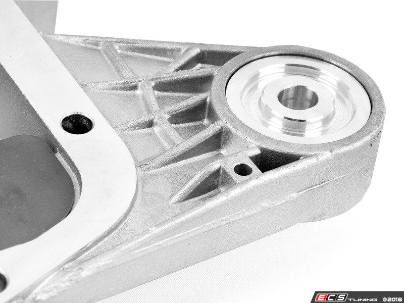 E46 M3 Turner Motorsport Solid Aluminum Differential Mounts Installed ...