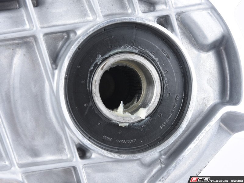 Genuine BMW - 27105A371E2 - RP TRANSFER BOX (27-10-5-A37-1E2)