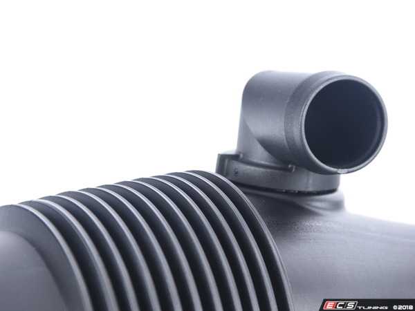 Genuine BMW - 13717638569 - Intake boot - left (13-71-7-638-569)