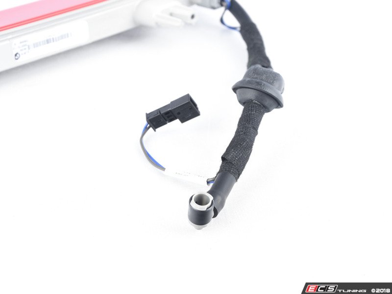 Genuine BMW - 63257290090 - Third brake light (63-25-7-290-090)