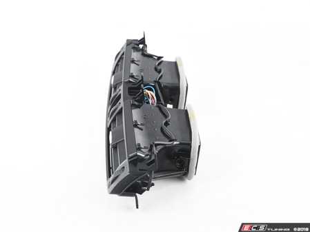 Genuine BMW - 64229252648 - Grille - Center (64-22-9-252-648)