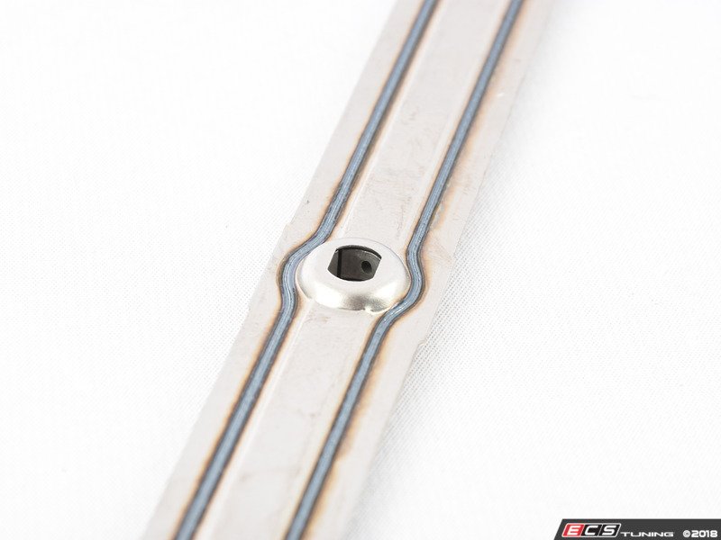 Genuine BMW - 11421725406 - Cam shaft oil pipe (11-42-1-725-406)