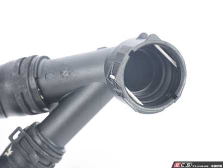 Genuine Volkswagen Audi - 5Q0122101GN - Upper Radiator Hose (5Q0 122 ...