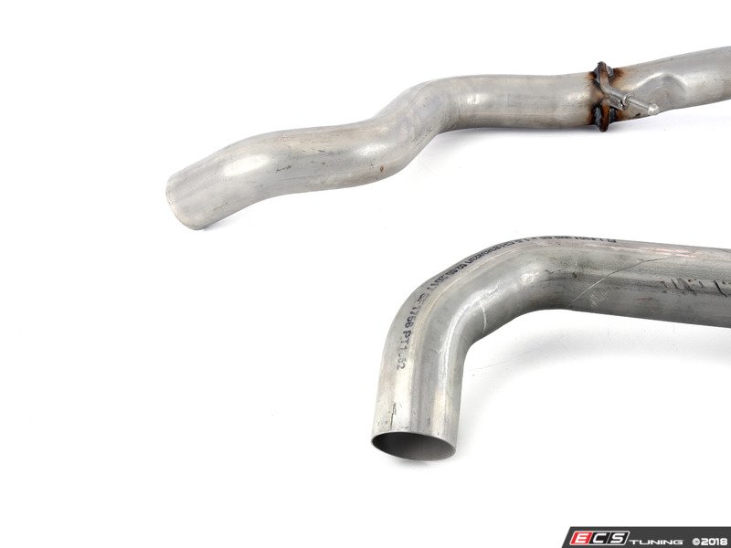 Genuine BMW - 18307565541 - Center Muffler (18-30-7-565-541)