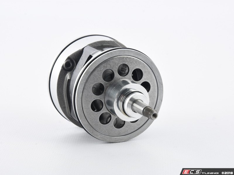 Genuine Mercedes Benz - 2463700897 - PRIMARY PUMP