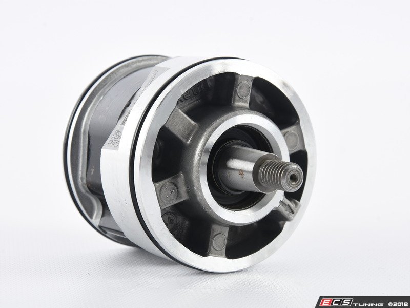 Genuine Mercedes Benz - 2463700897 - PRIMARY PUMP