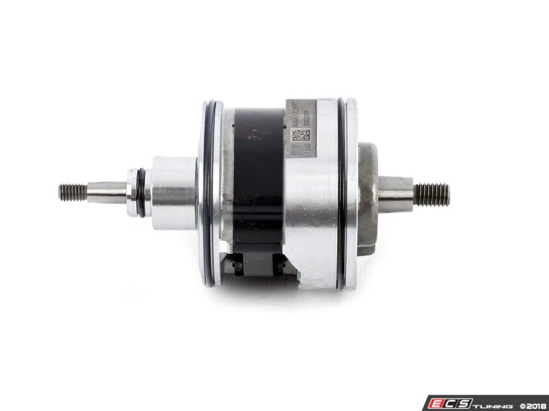 Genuine Mercedes Benz - 2463700897 - PRIMARY PUMP