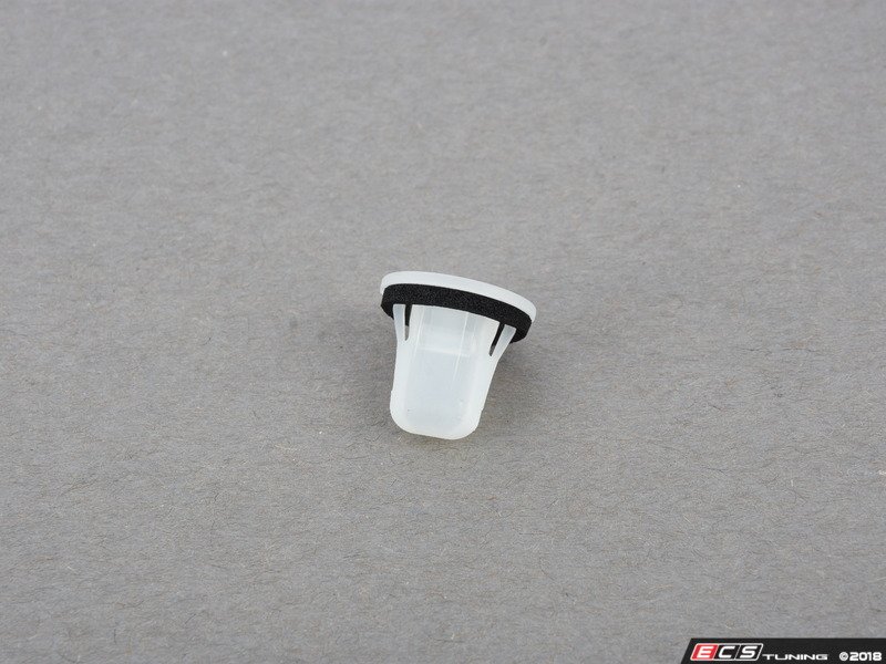Genuine Mercedes Benz - 0009915071 - Tail Light Mounting Clip - Price Each