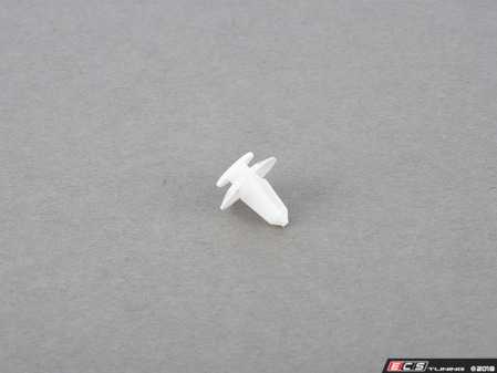 Genuine Mercedes Benz - 0009914698 - CLIP