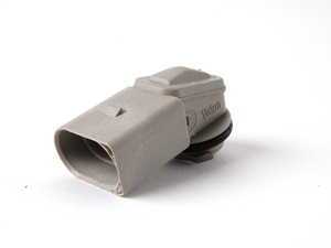 Volkswagen New Beetle 1.8T License Plate Parts & Accessories - ECS Tuning