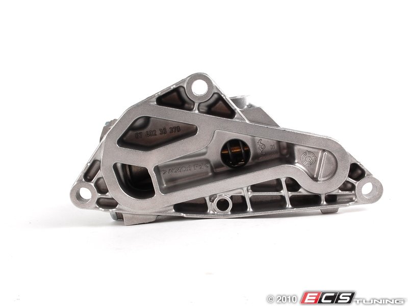 Genuine BMW - 11427573212 - Oil Cooler Thermostat Housing With ...