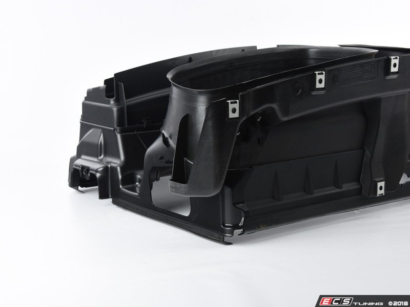 Genuine BMW - 51747224660 - F01 Air Duct (51-74-7-224-660)