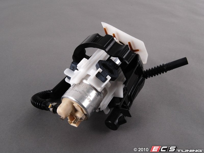 Genuine BMW - 16146752368 - Fuel Pump (16-14-6-752-368)