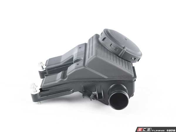 Genuine Porsche - 94810713522 - Air-Oil Separator; Engine Crankcase ...