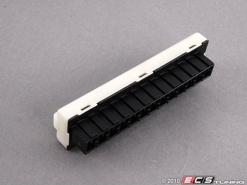 Genuine Mercedes Benz - 0045468040 - DISTRIBUTOR