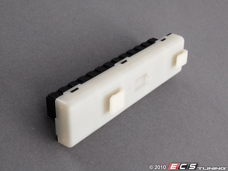 Genuine Mercedes Benz - 0045468040 - DISTRIBUTOR